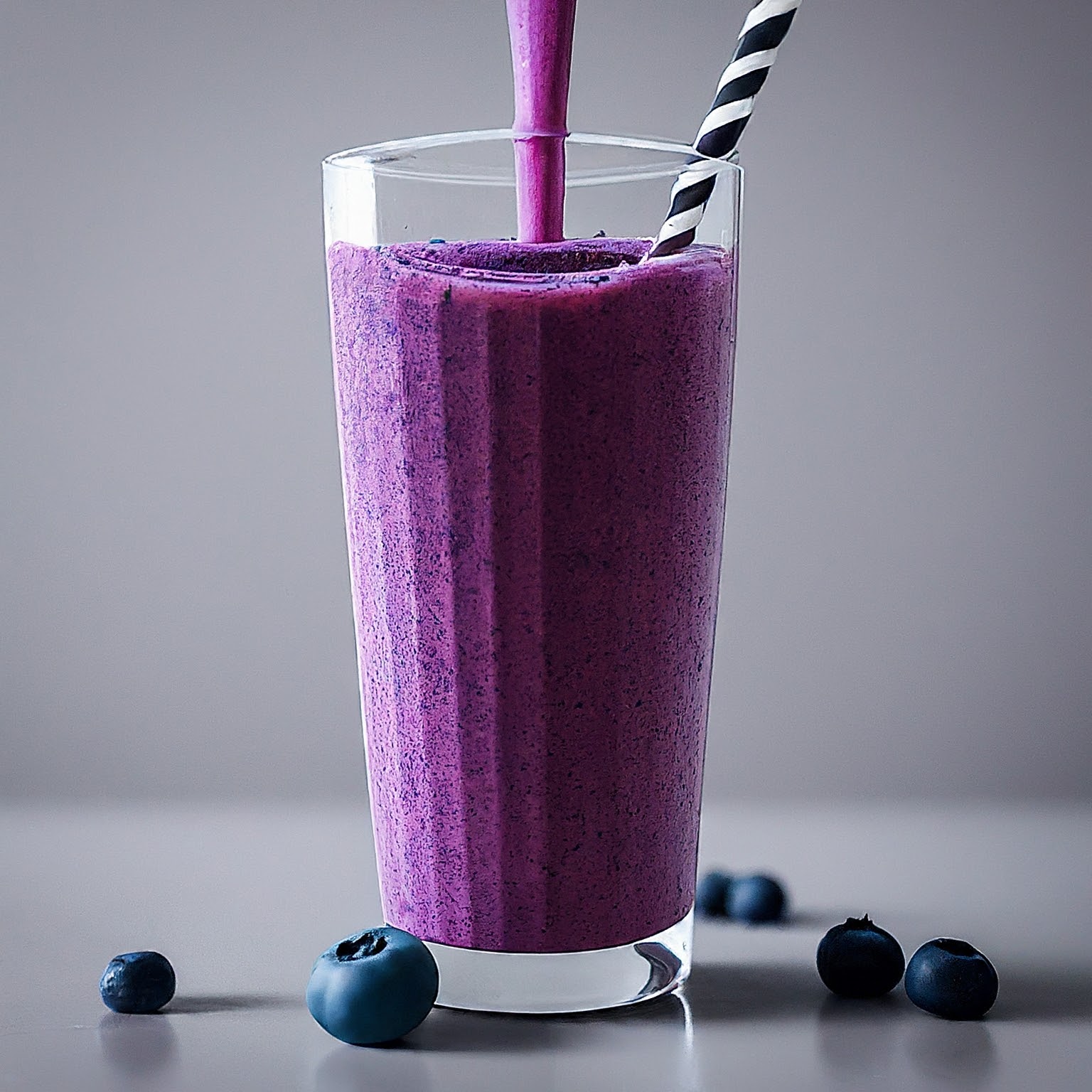Blueberry Smoothie Recipe: Amazing Taste! - The Fresh Man cook