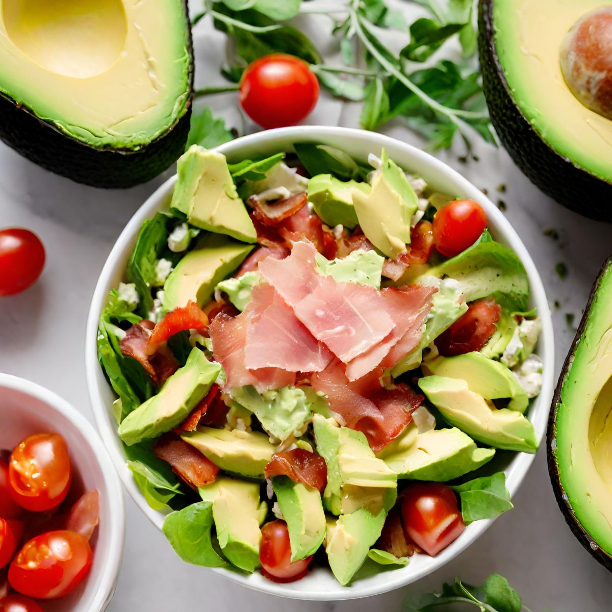 BLT Avocado Crunch Salad (Bacon Bliss in Every Bite) - The Fresh Man cook